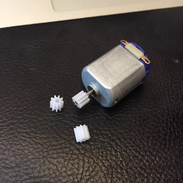 9 TEETH PLASTIC REDUCTION WORM GEAR-092A - iFuture Technology